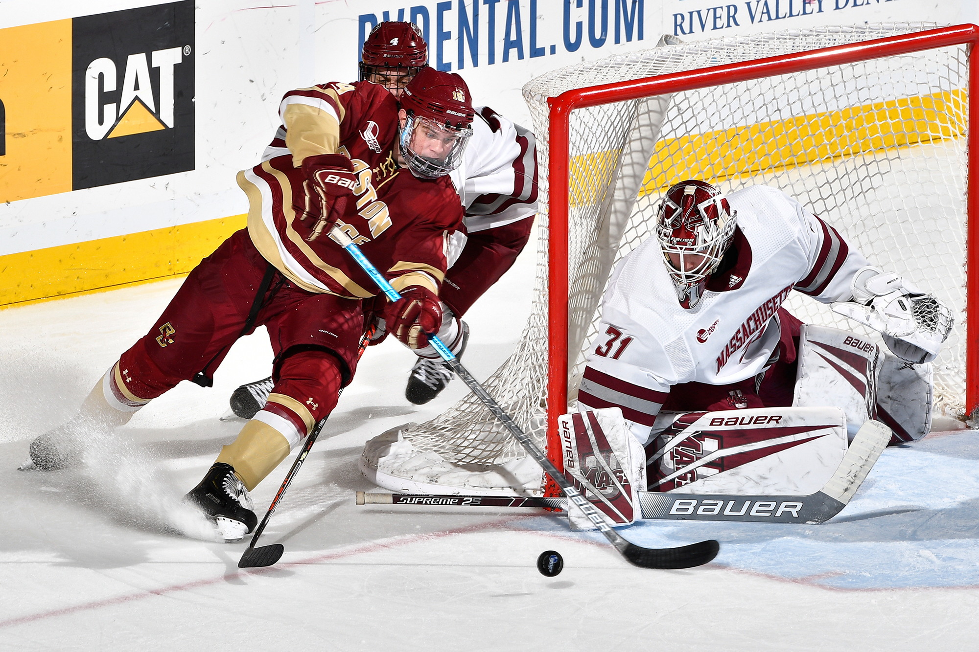 Hardman Signs With Hawks - SportsWave Broadcasting