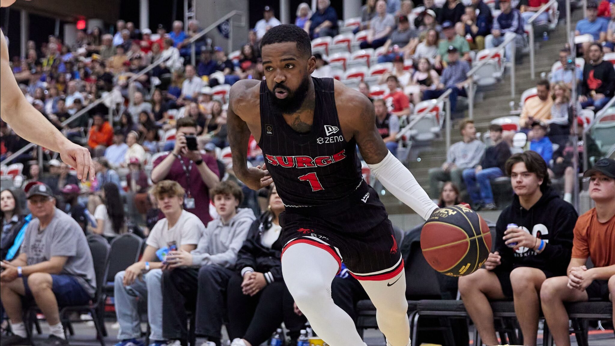 Bandits Sign Corey Davis Jr. - SportsWave Broadcasting